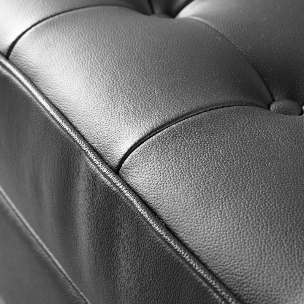 Flo­rence Knoll Arm Chair Black Leather